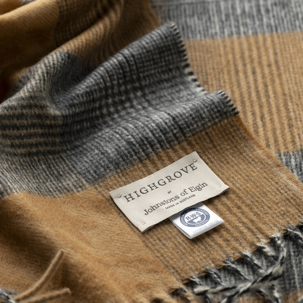 Highgrove Heritage Throw | Highgrove Shop & Gardens | Johnstons of Elgin